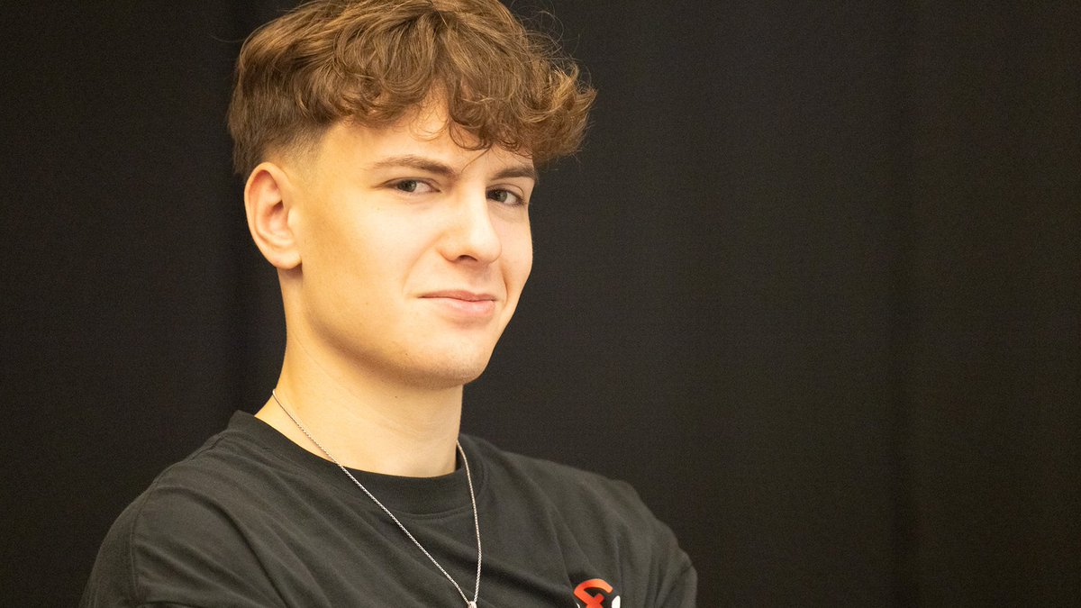 Clix Age and Facts: From Fortnite Prodigy to Esports Star - Iconloom